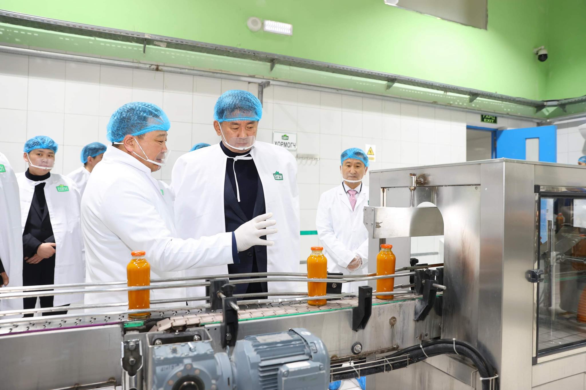 Ерөнхийлөгч У Хүрэлсүх үндэсний үйлдвэрлэгч аж ахуйн нэгжүүдэд ажиллаж байна Humanz