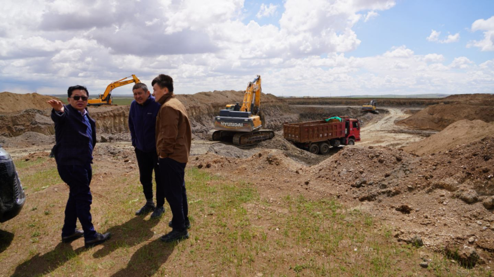 Багахангай Хөшигийн хөндий чиглэлийн төмөр замын барилгын ажлын явцтай танилцав Humanz